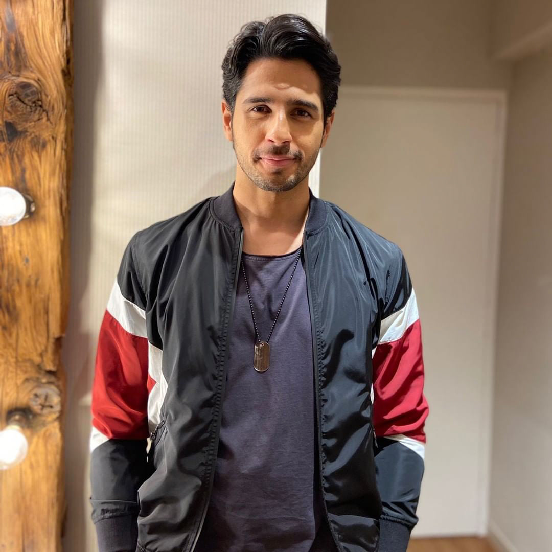 Online Clothing Store for Men & Women in India | Numero Uno