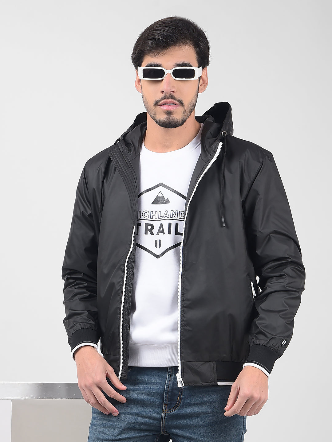 Buy Men's Solid Black Hodded Regular Fit Jacket Online | Numero Uno